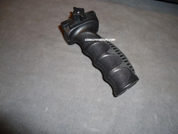 Ergonomic Vertical Tactical Foregrip on www.Gun.Rodeo