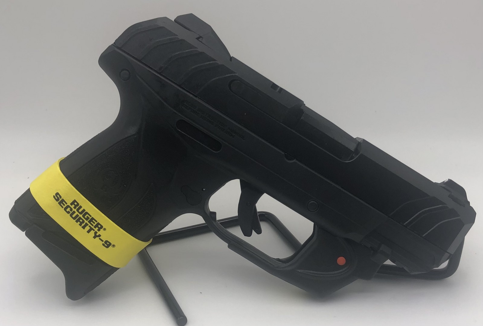 Ruger Security 9 Compact w/Red Laser on www.Gun.Rodeo
