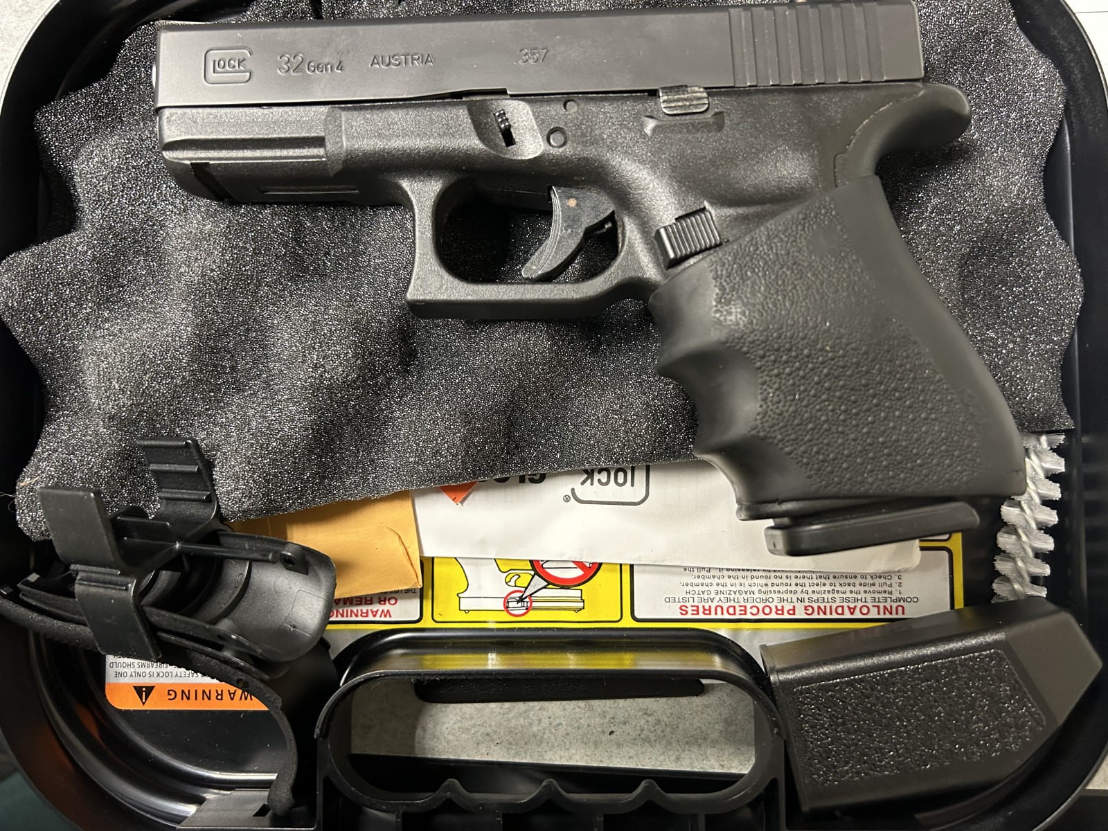 Used-Glock G32 Gen4 Compact 357 Sig Pistol - Blue/Black, 4.01- on www ...