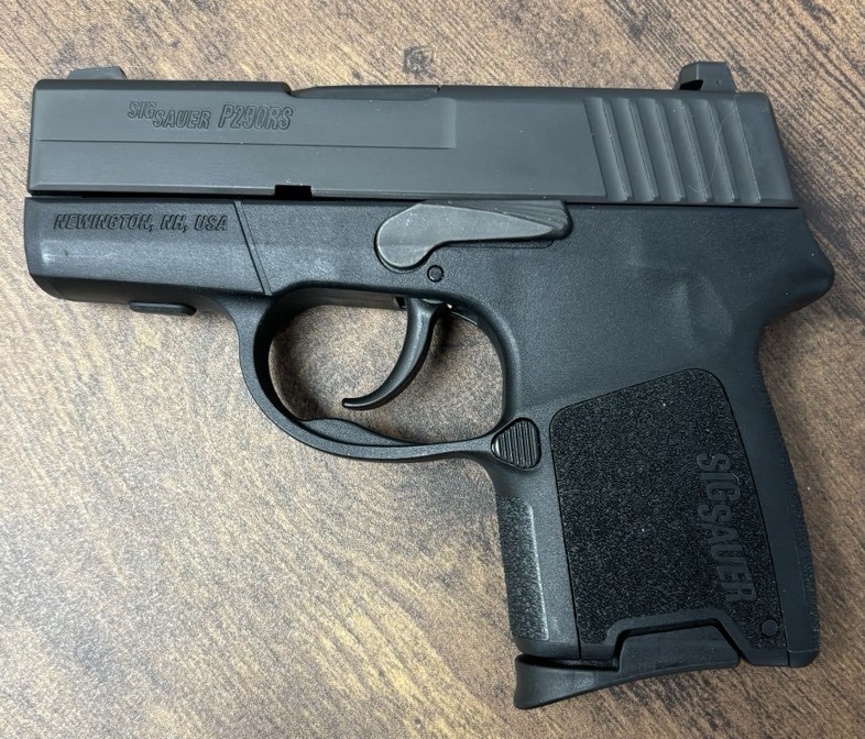 Sig Sauer p290rs 9mm on www.Gun.Rodeo