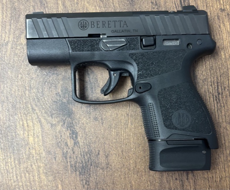 Beretta APX Carry on www.Gun.Rodeo